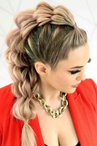 Top Women’s Mohawk Hairstyles 2024 – In Style Us